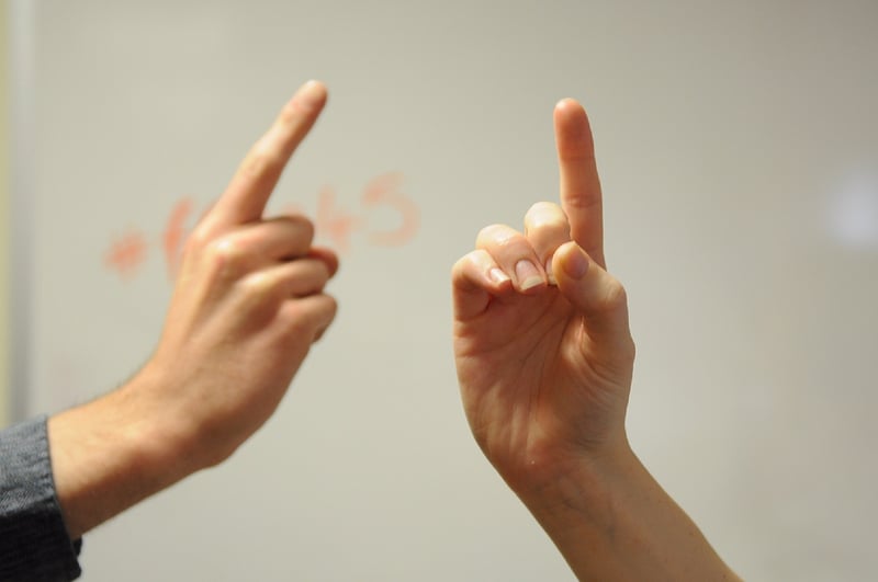 BGU Makaton courses offer signing skills